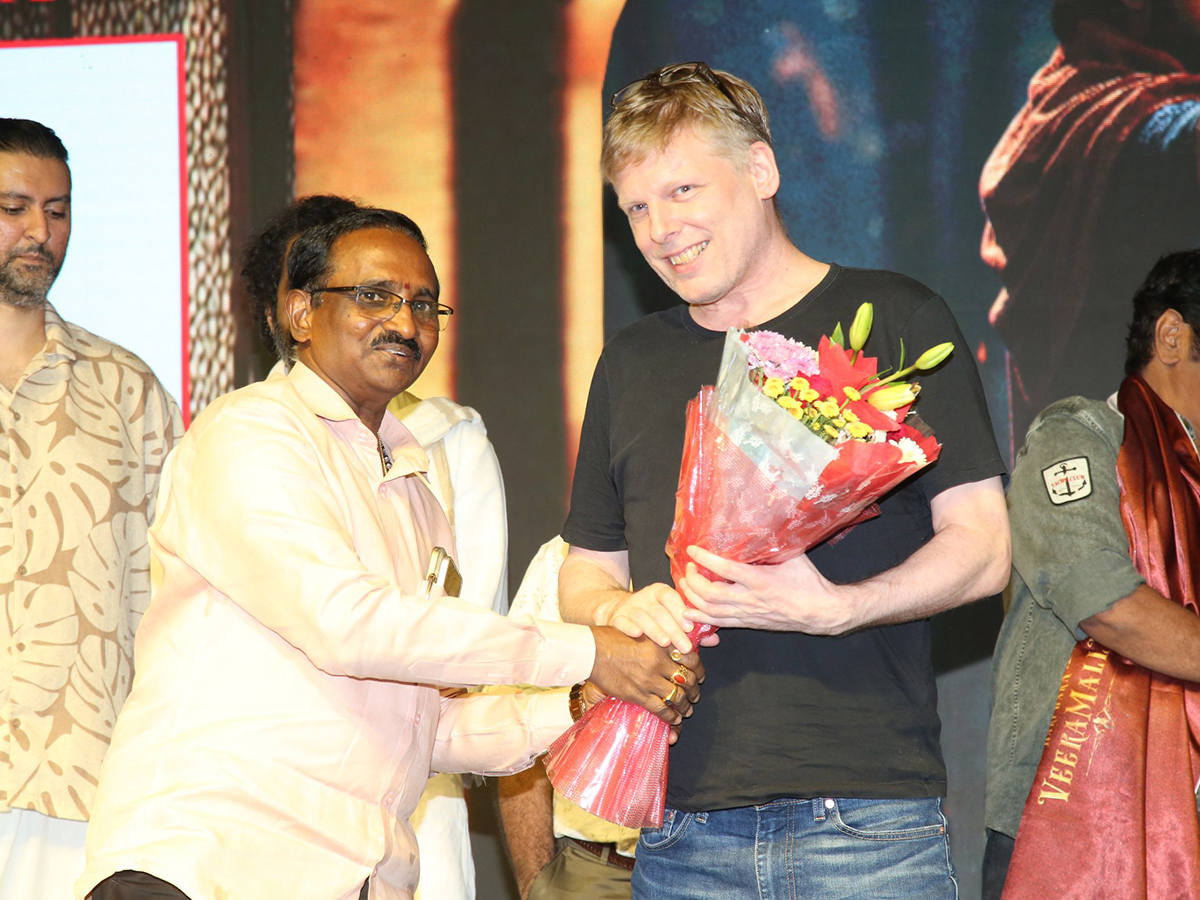 'హరి హర వీరమల్లు' సాంగ్ లాంచ్ ఈవెంట్ (ఫొటోలు) | Pawan Kalyan Hari Hara Veera Mallu Movie Asura ...